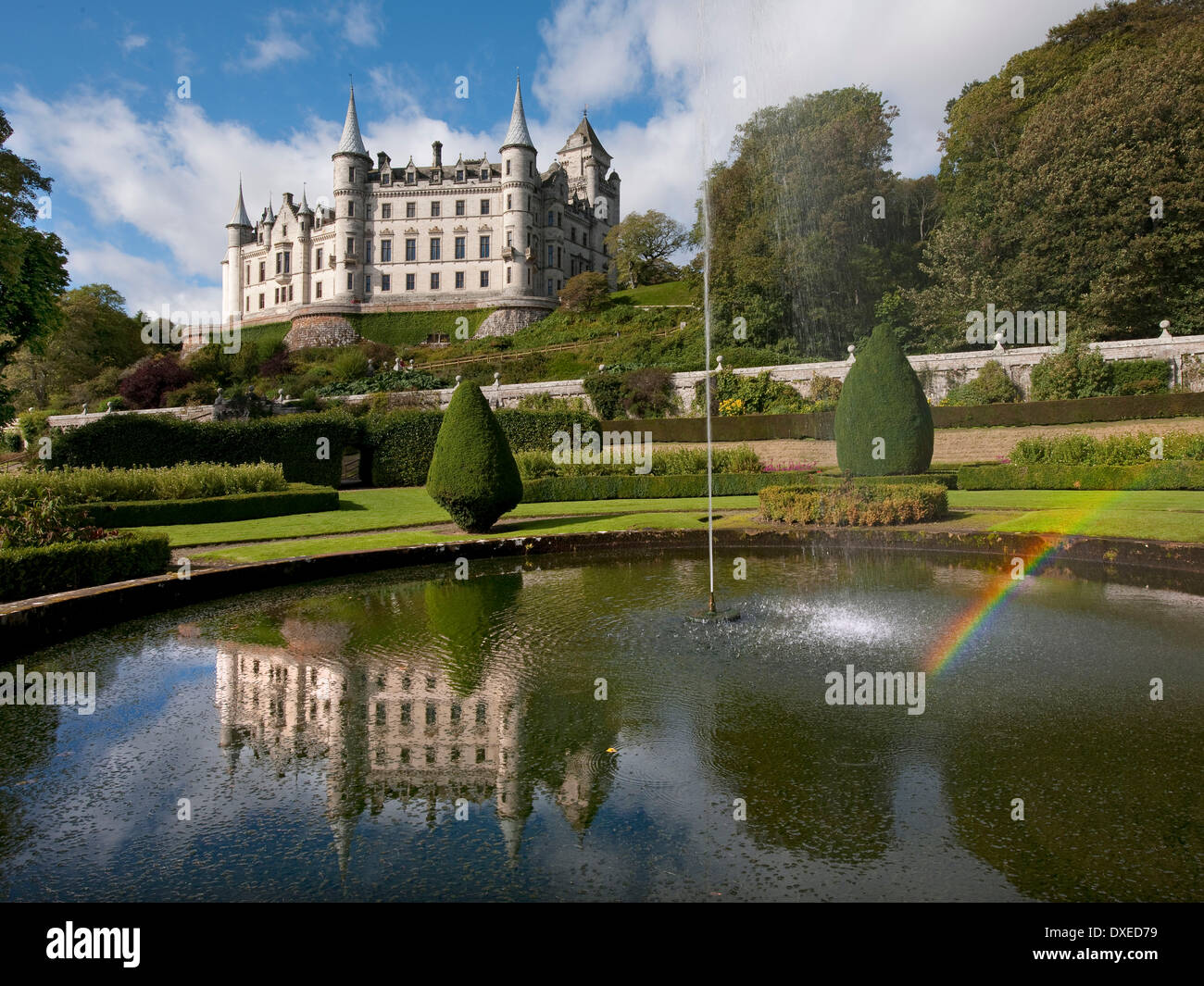 Dunrobin castle hi-res stock photography and images - Alamy