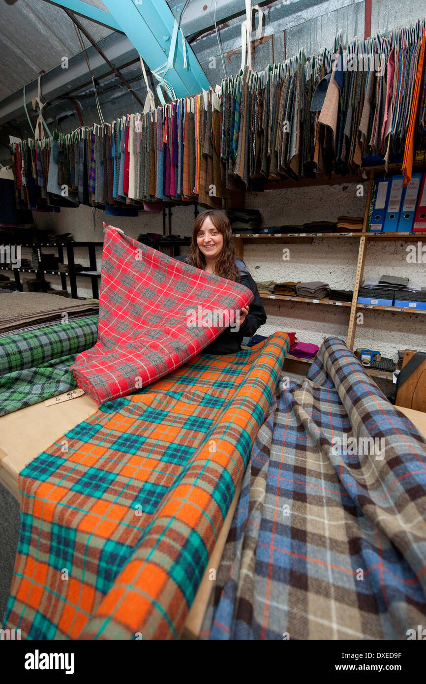 Harris tweed factory hi-res stock photography and images - Alamy