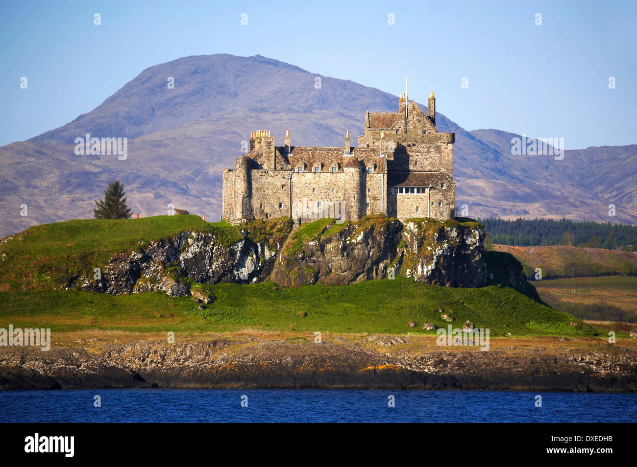 Scottish castles isle of mull hi-res stock photography and images - Alamy