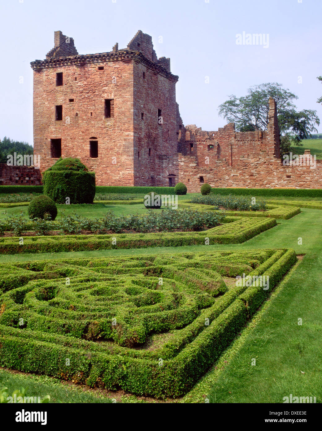 Brechin castle scotland hi-res stock photography and images - Alamy