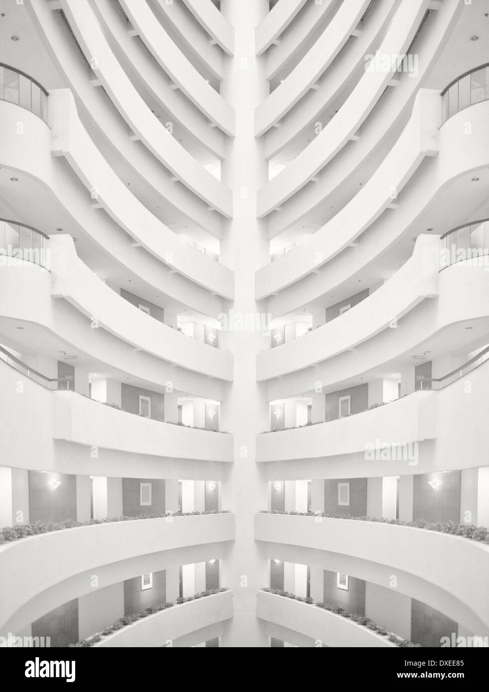 Concrete atrium interior hi-res stock photography and images - Alamy