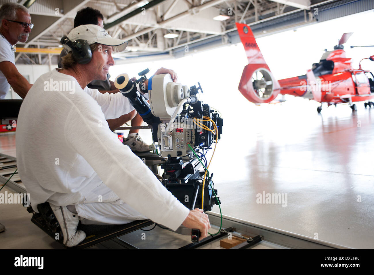 Michael bay michael bay shooting picture hi-res stock photography and ...