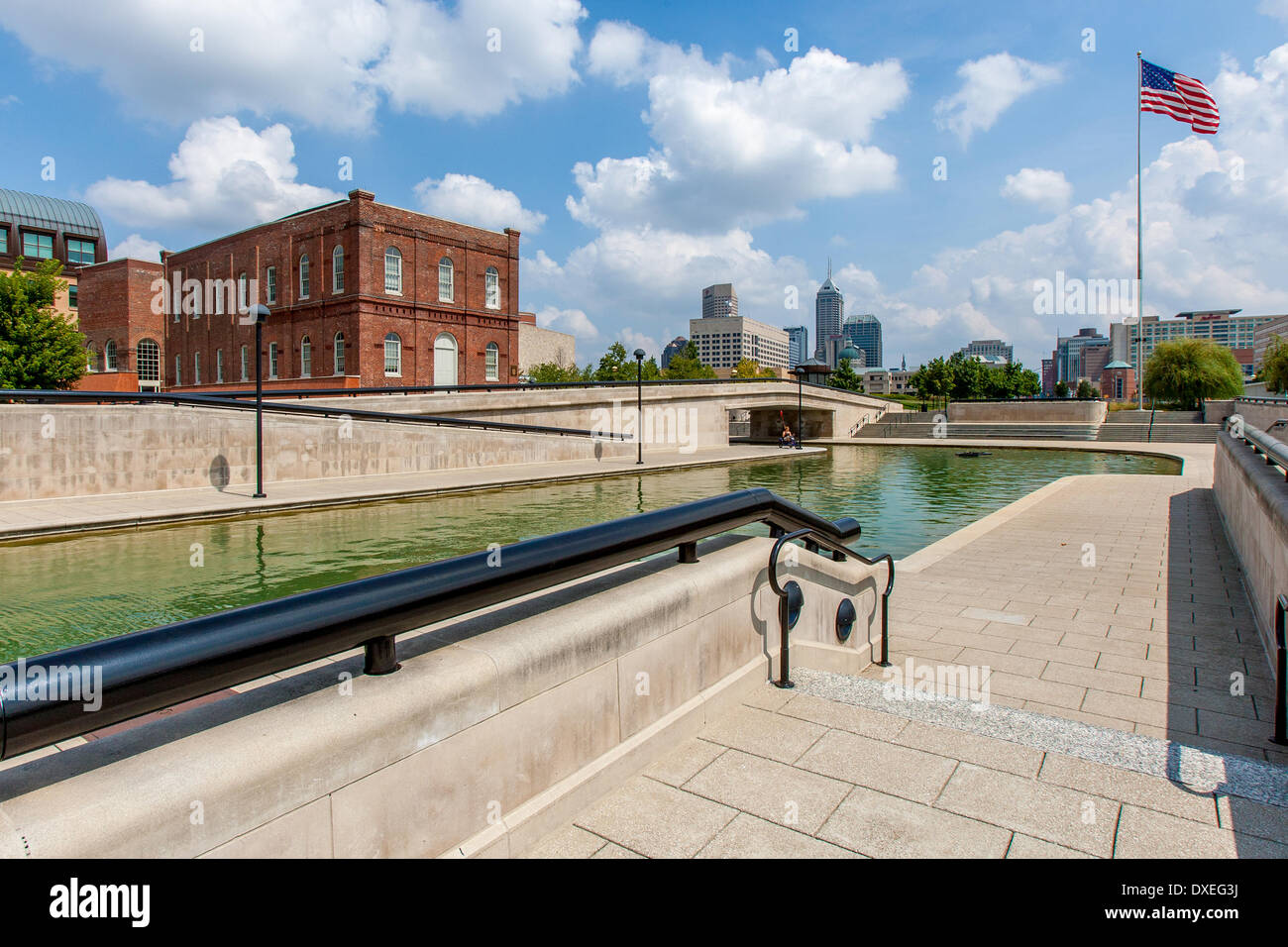 Indianapolis downtown central canal hi-res stock photography and images ...