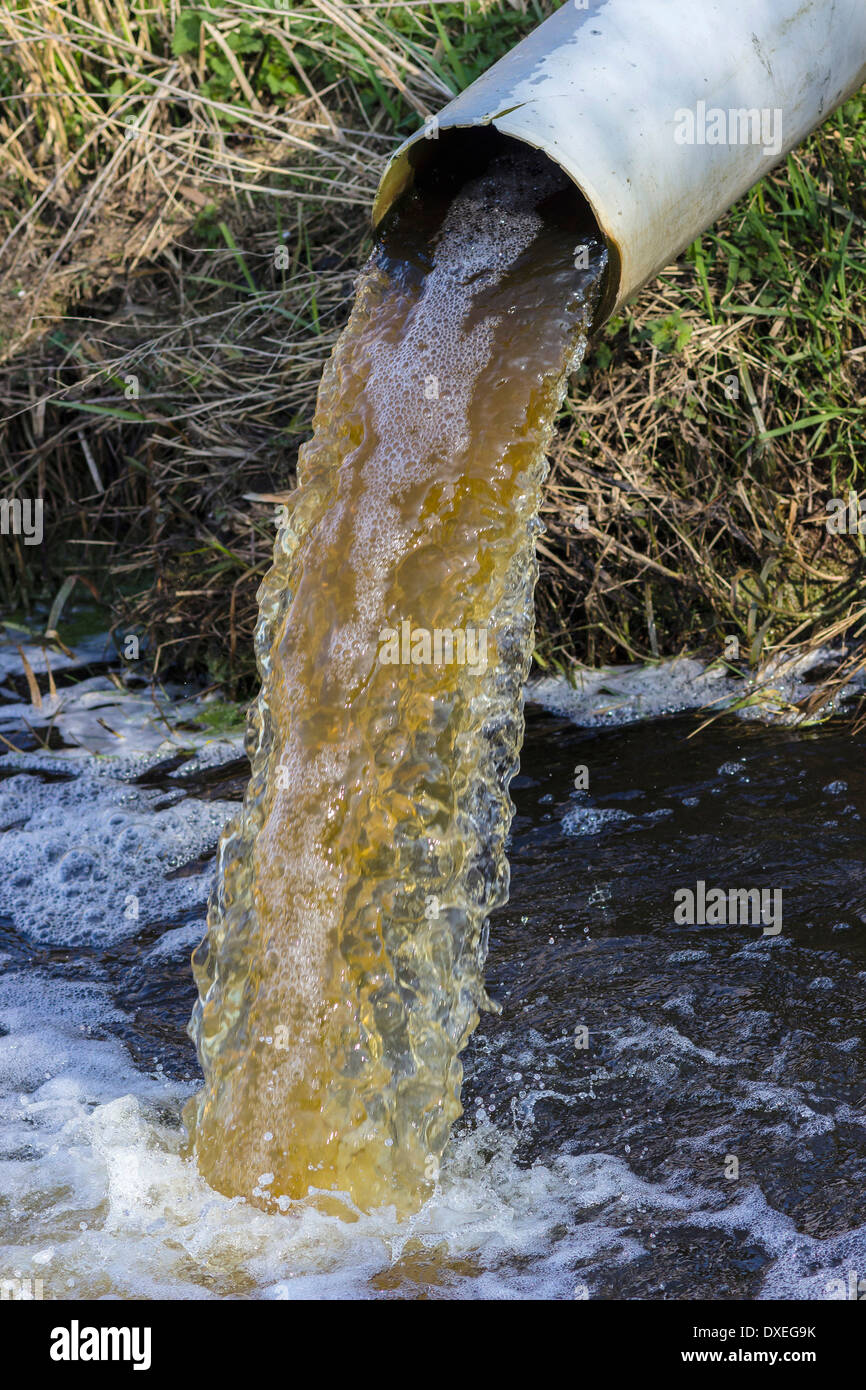Water outflow hi-res stock photography and images - Alamy