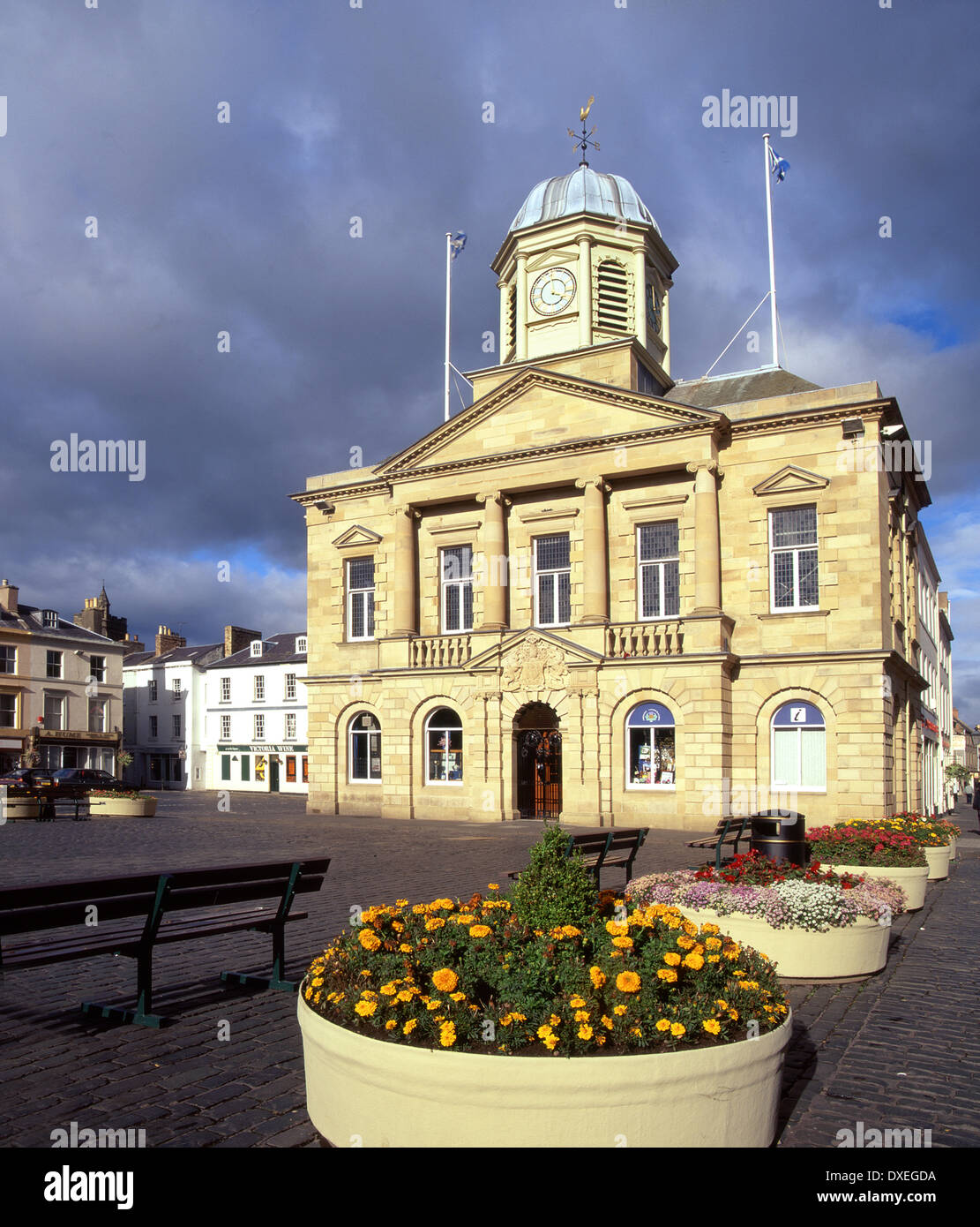 Kelso Town hall & square, Scottish Borders Stock Photo - Alamy