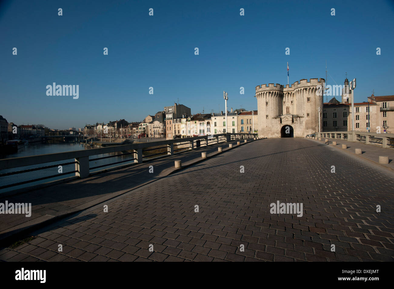 Verdun Town on the River Meuse. WW1 Battlefield site, Verdun-sur-Meuse ...