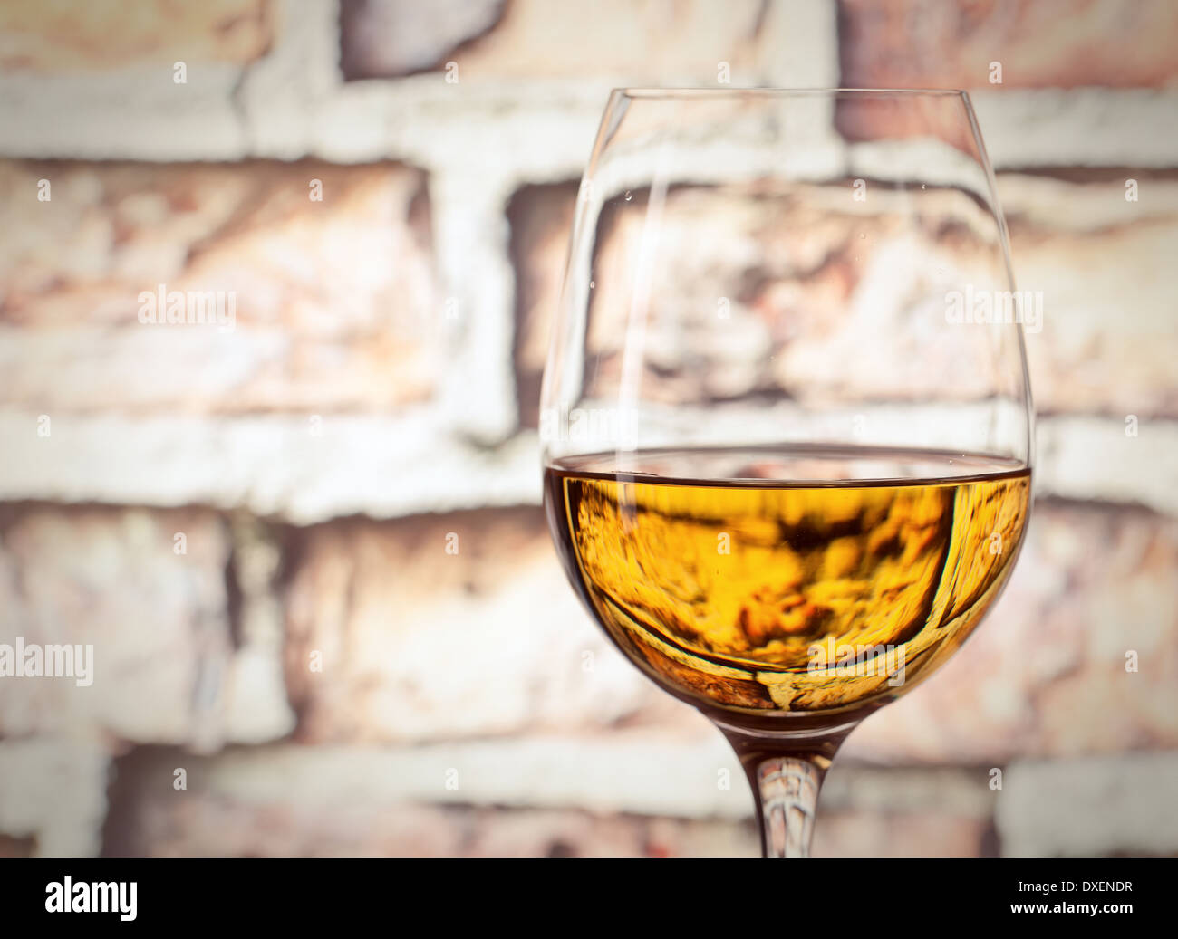 Against bar yellow wall hi-res stock photography and images - Alamy