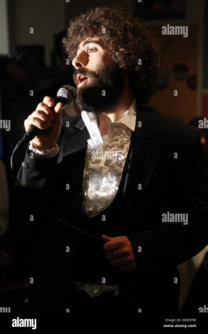 A Glimpse Inside The Mind of Charles Swan III Stock Photo - Alamy