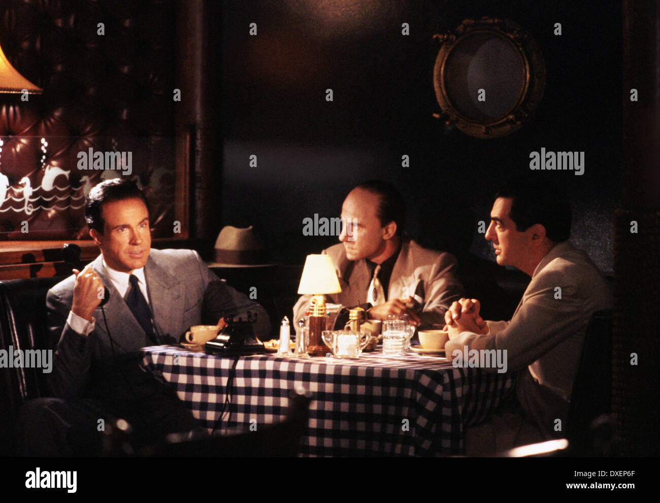 Warren beatty bugsy hi-res stock photography and images - Alamy