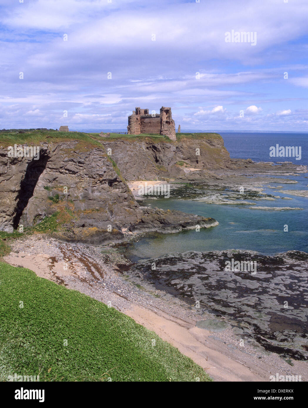 Castles of east lothiain hi-res stock photography and images - Alamy