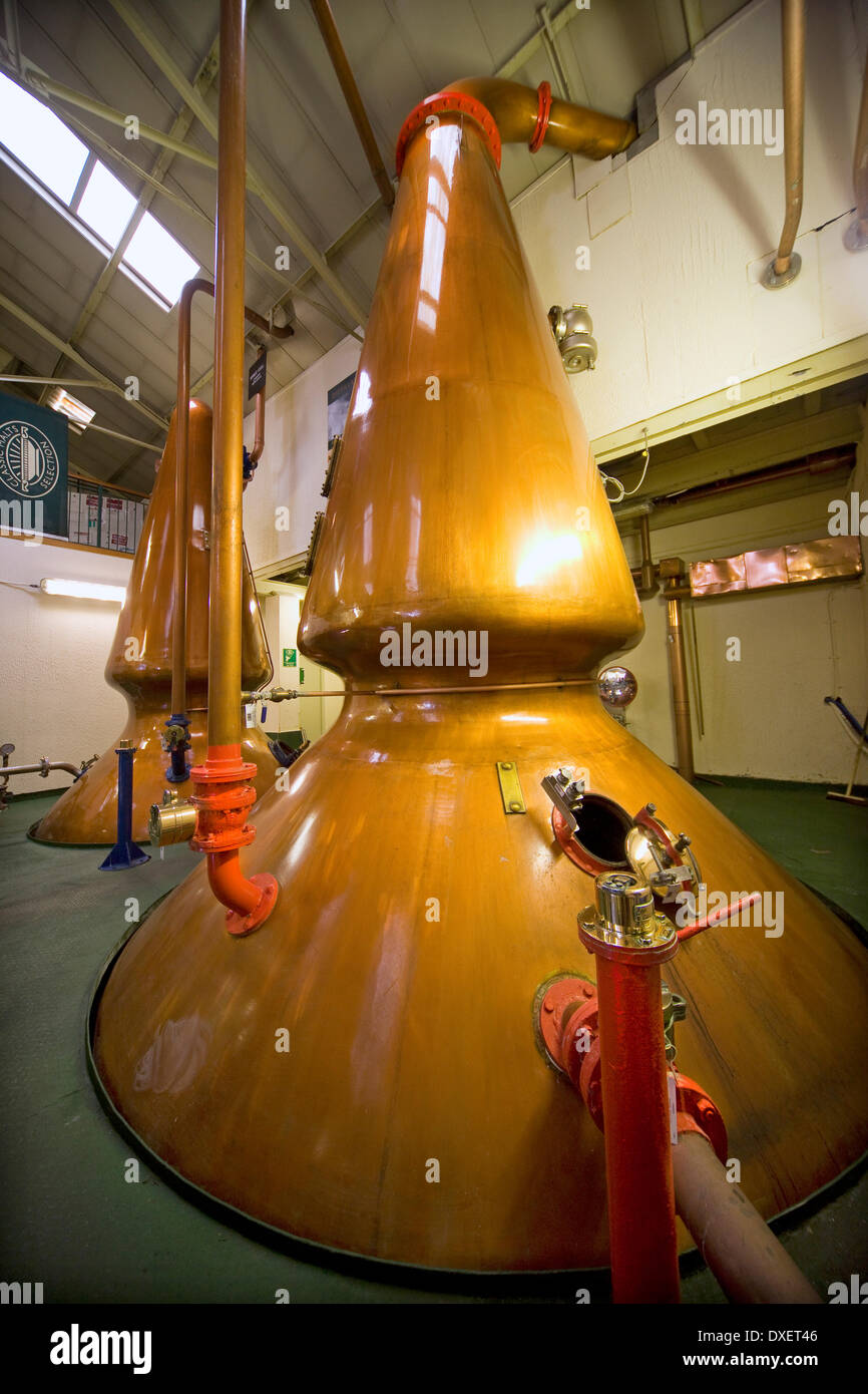 Scottish whiskey distillery hi-res stock photography and images - Alamy