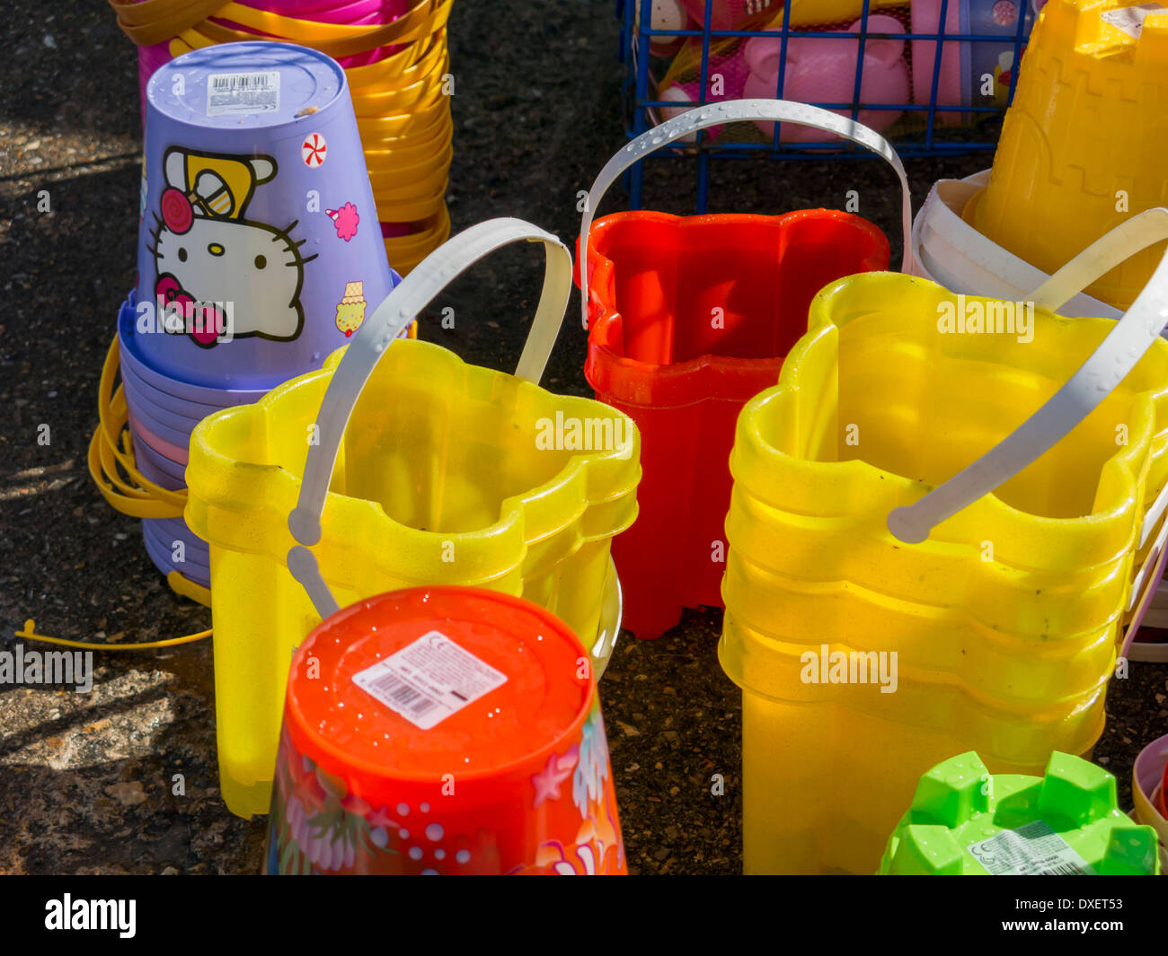 Sandcastle buckets hi-res stock photography and images - Alamy