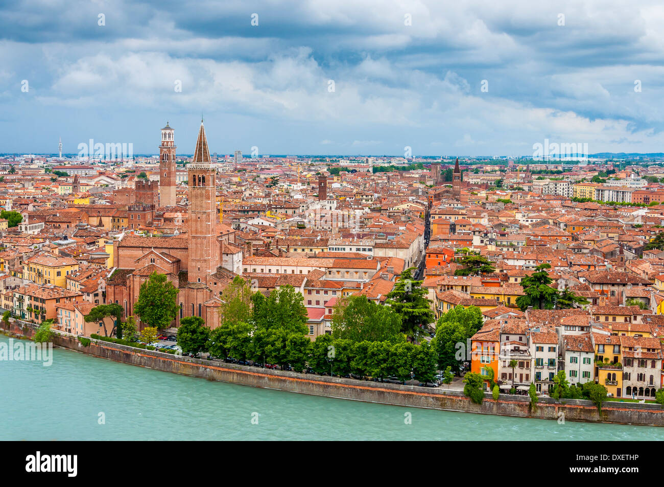 Verona ancient buildings hi-res stock photography and images - Alamy