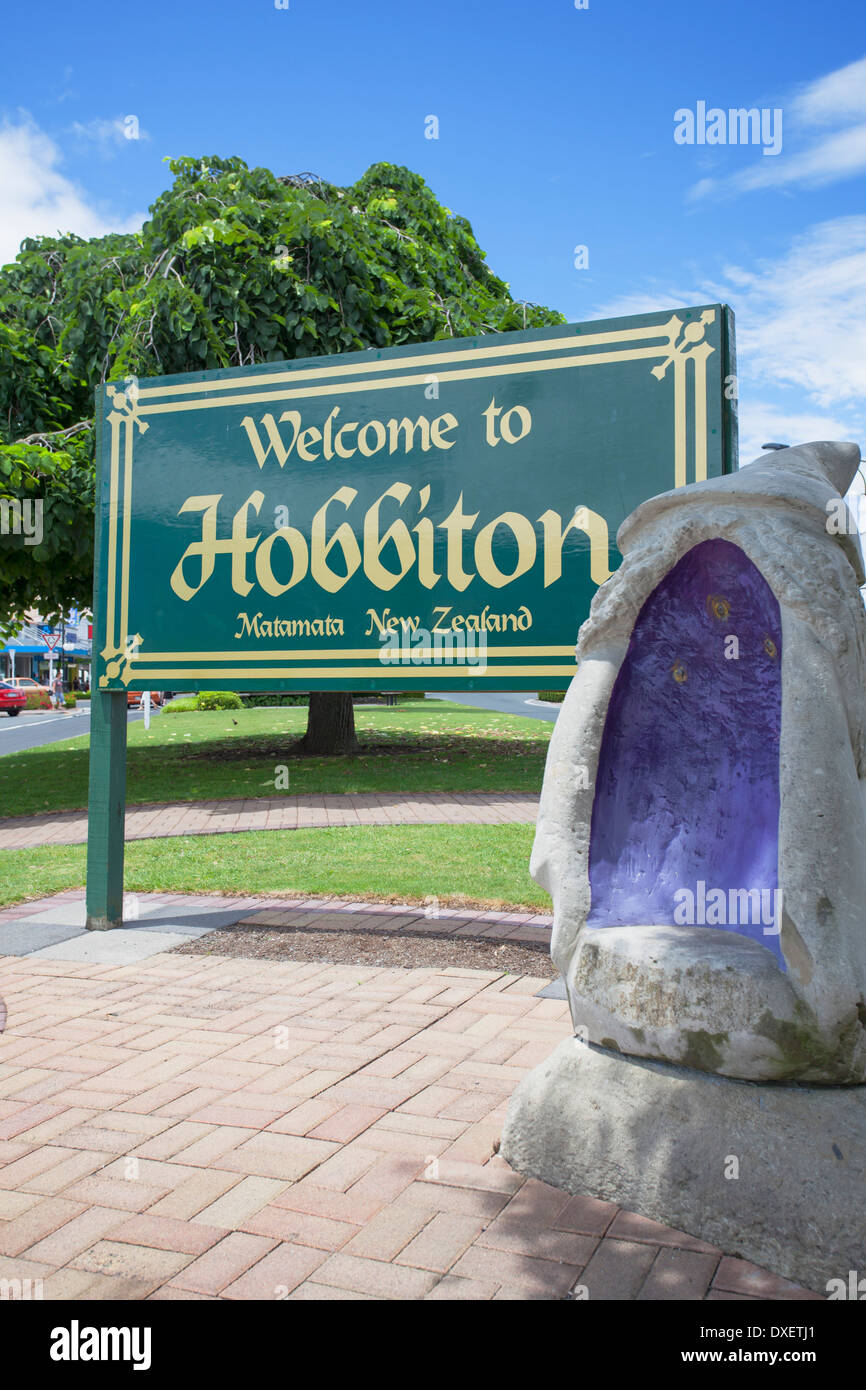 Hobbiton sign, Matamata, Waikato, North Island, New Zealand Stock Photo ...
