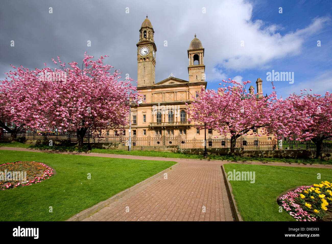Paisley centre hi-res stock photography and images - Alamy