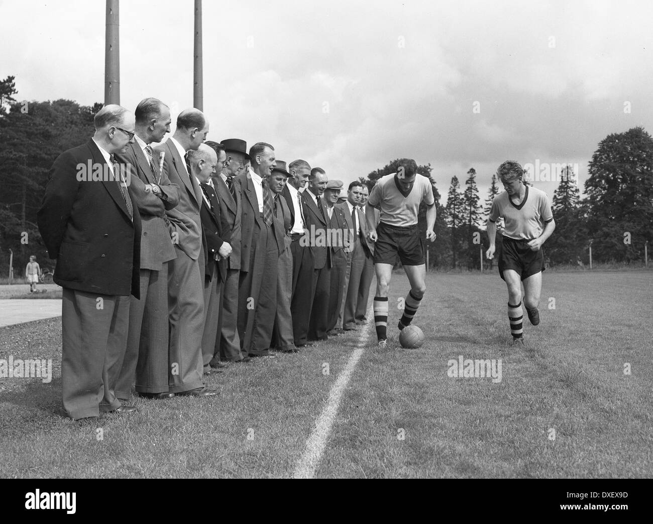 Wolverhampton Wanderers youth players watched by Stan Cullis & Wolves ...