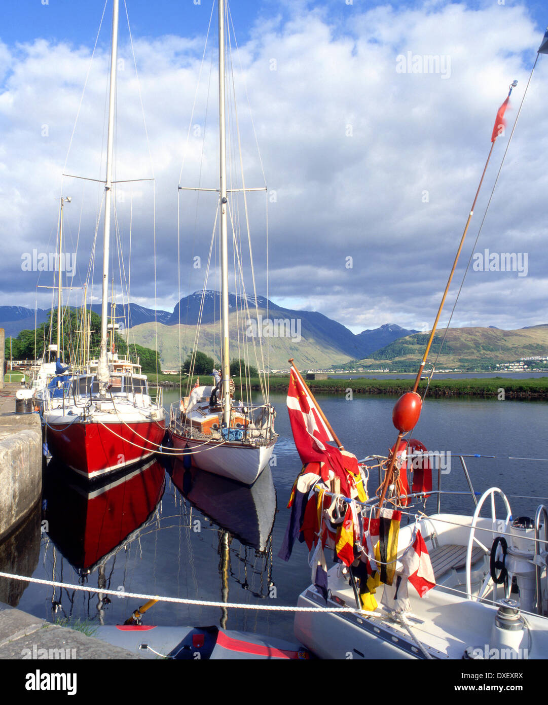 Caledonian canal basin hi-res stock photography and images - Alamy