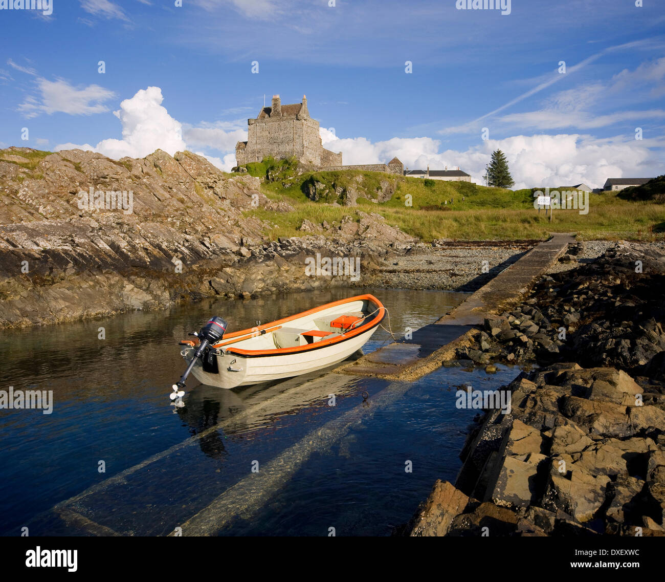 Duart Castle, Mull High Resolution Stock Photography and Images - Alamy