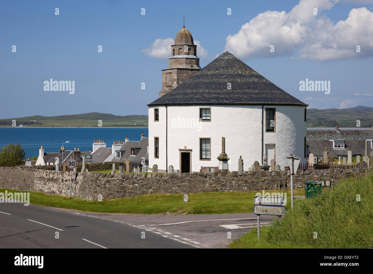 Islay bowmore round church hi-res stock photography and images - Alamy