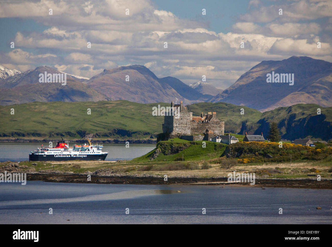 Scottish castles isle of mull hi-res stock photography and images - Alamy