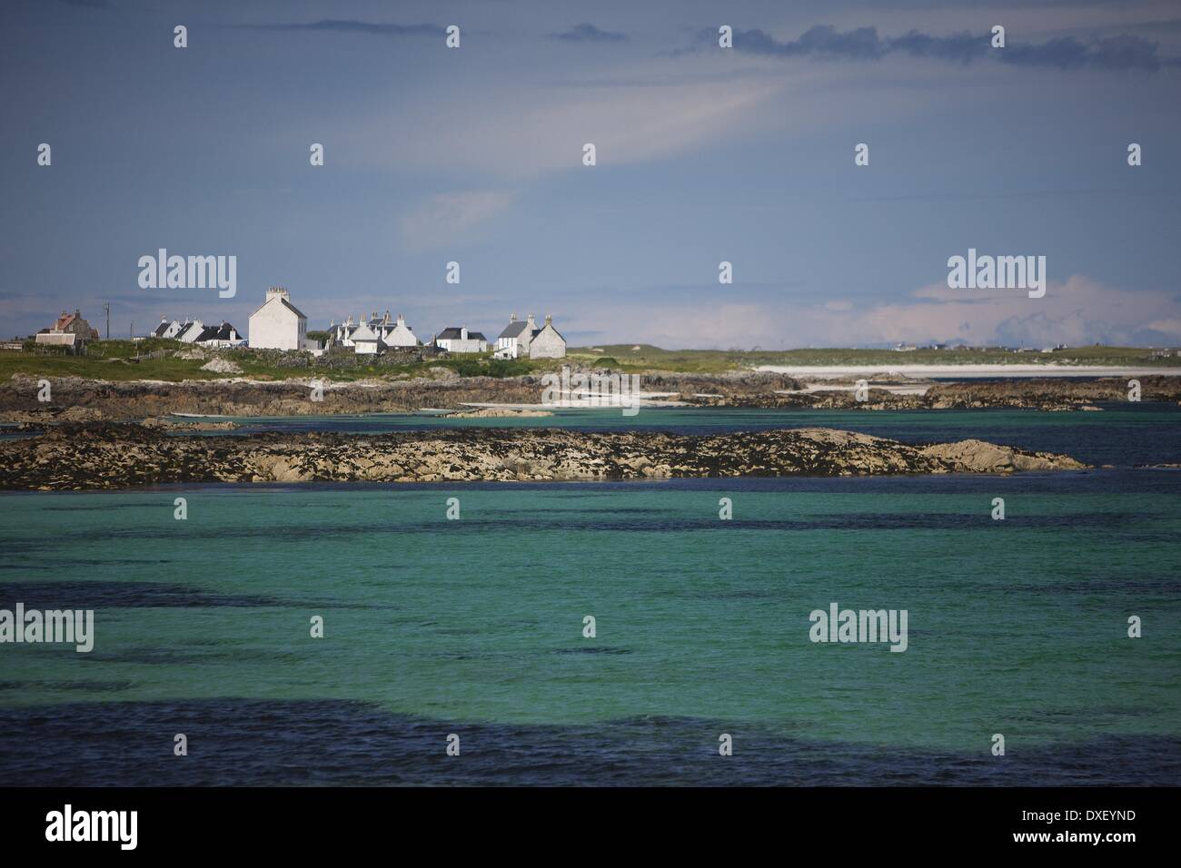 Scarinish harbour tiree hi-res stock photography and images - Alamy