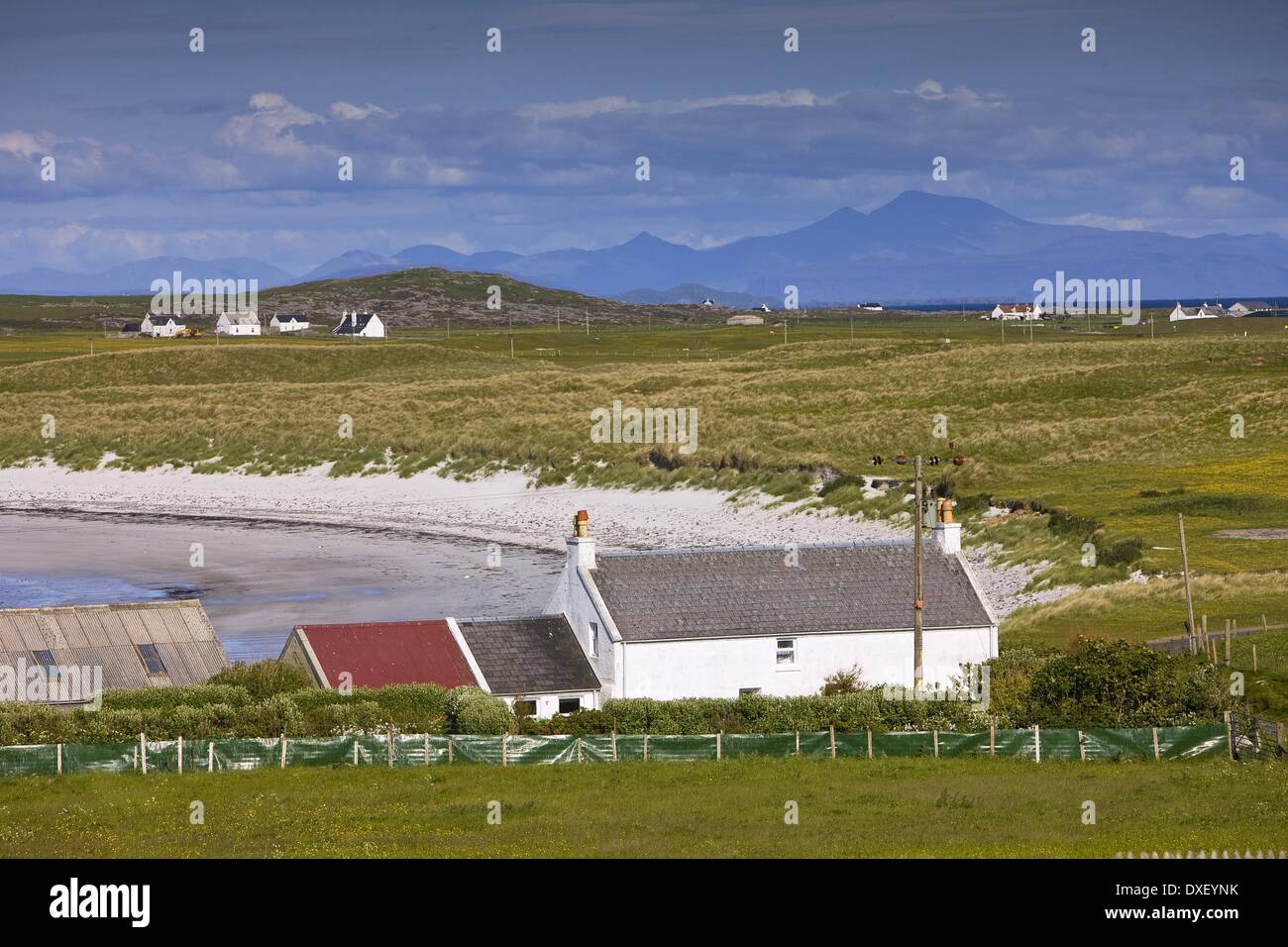 Tiree beach pier ferry calmac caledonian macbaryne hi-res stock ...