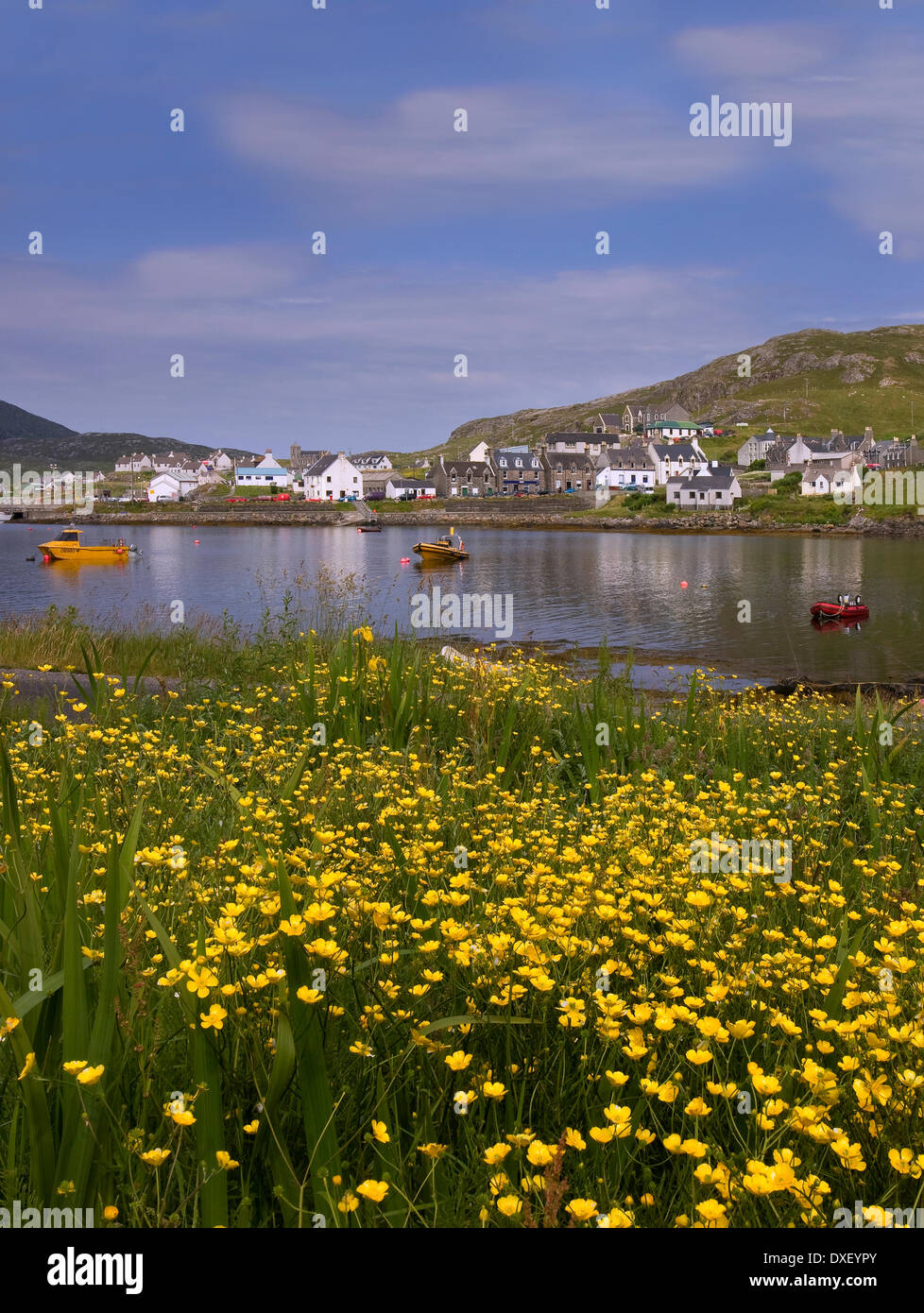 Castlebay village hi-res stock photography and images - Alamy