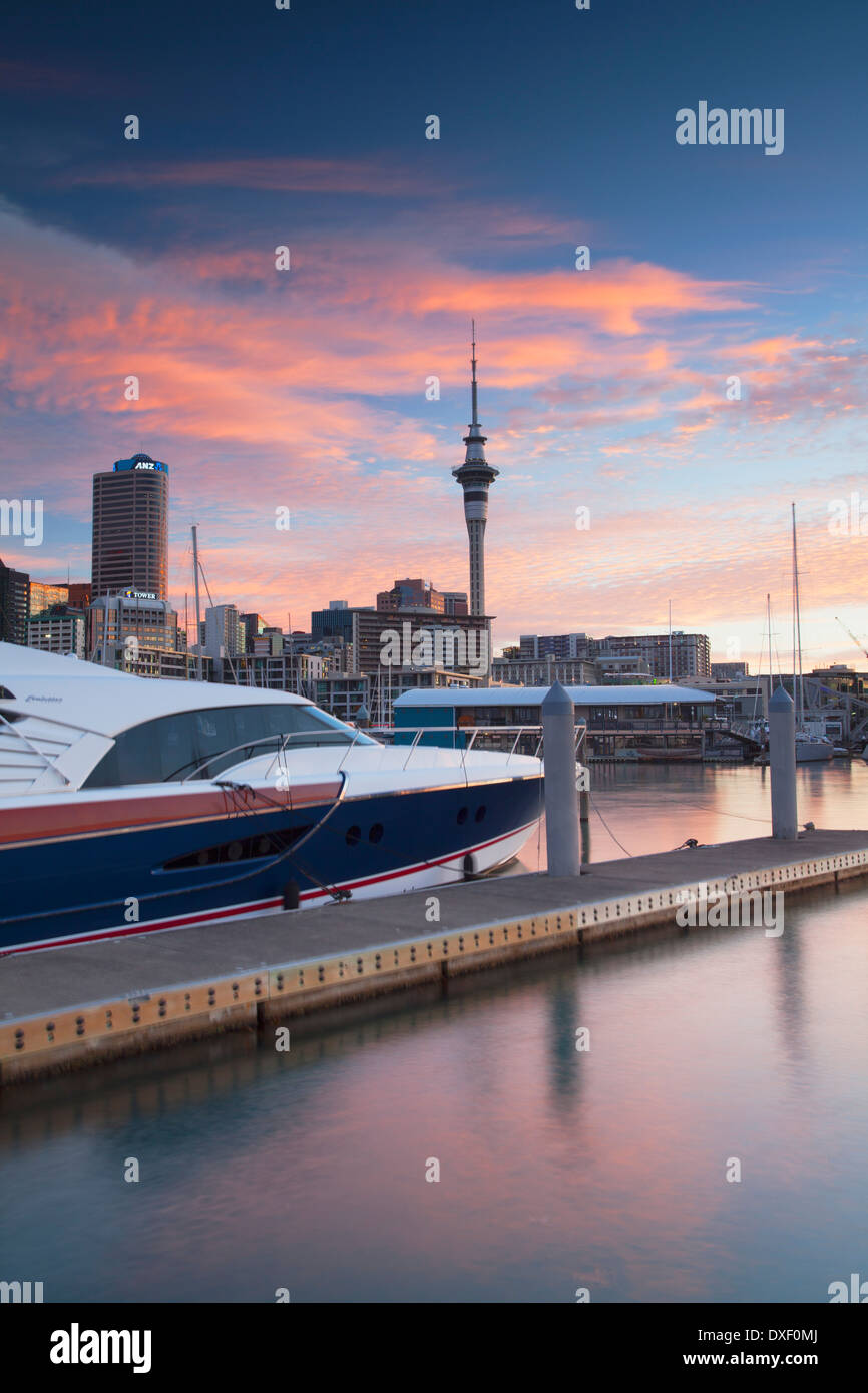 Auckland city night dusk sunset hi-res stock photography and images - Alamy