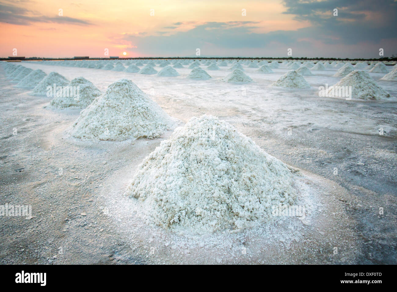 Piles of salt hi-res stock photography and images - Alamy