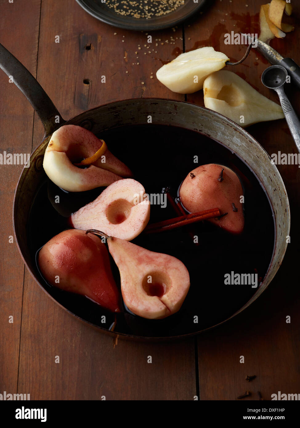 Red wine poached pears hi-res stock photography and images - Alamy