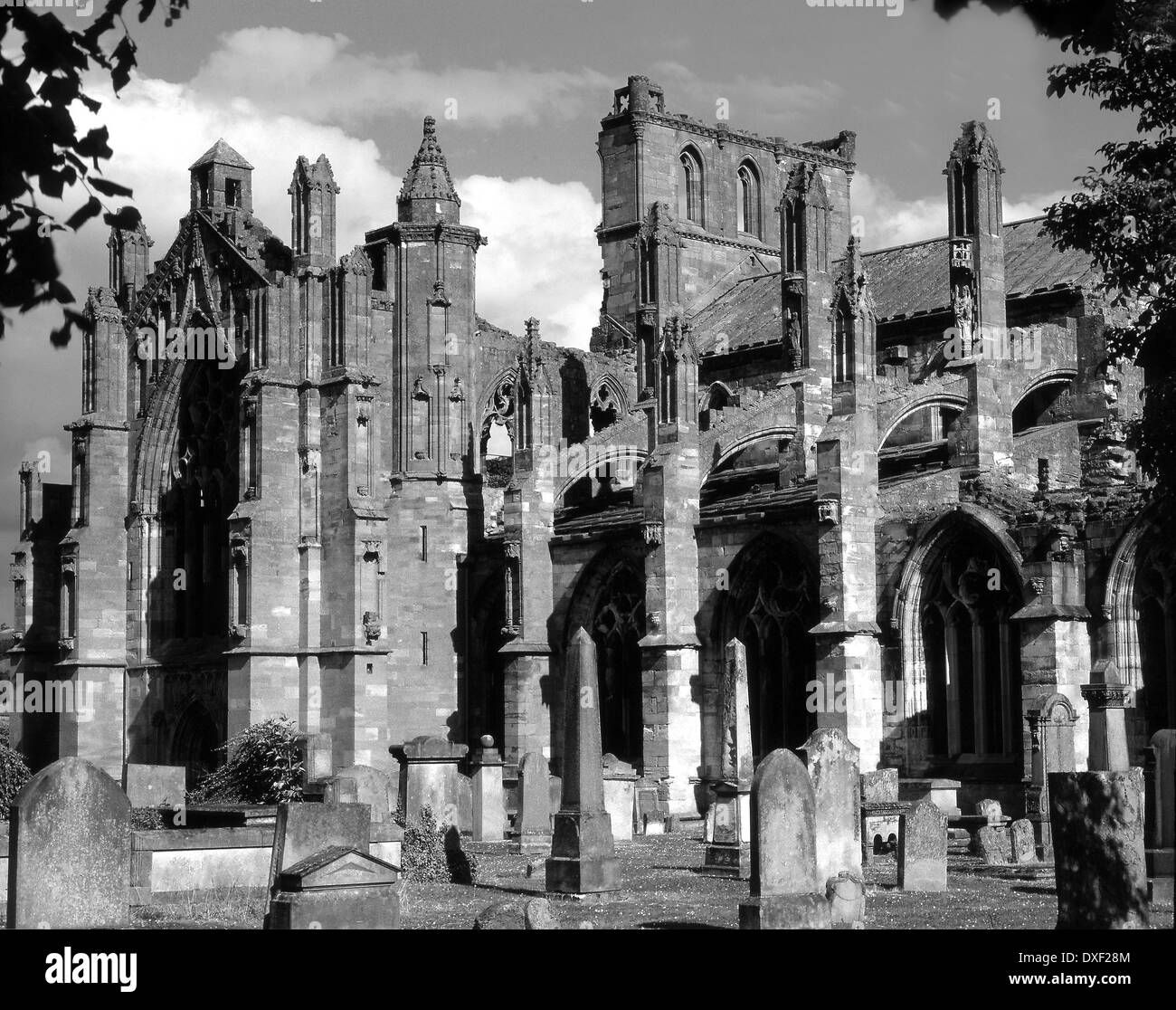 Scottish gothic architecture Black and White Stock Photos & Images - Alamy