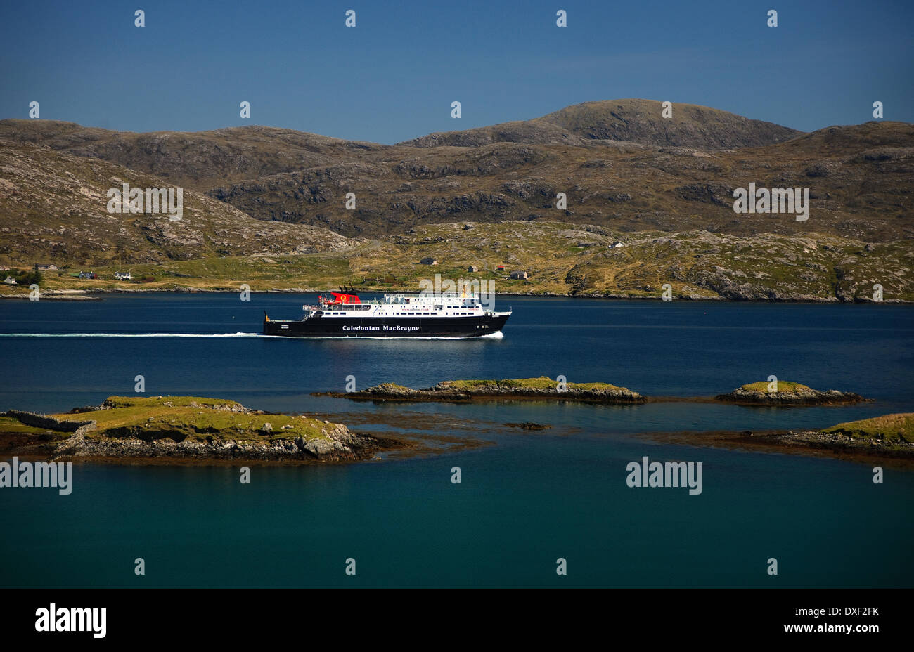 Caledonian -Macbrayne ferry MV Hebrides in west loch tarbert after ...