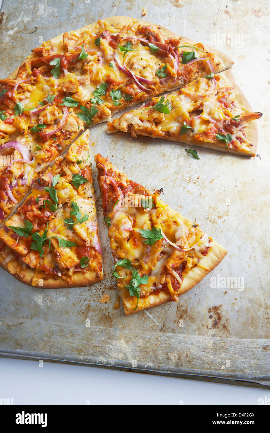 Overhead photograph red onion cheese pizza hi-res stock photography and ...