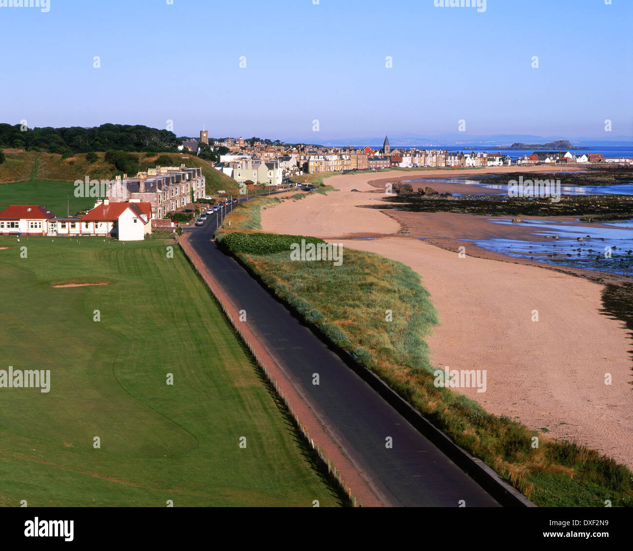 North berwick scotland houses beach hi-res stock photography and images ...