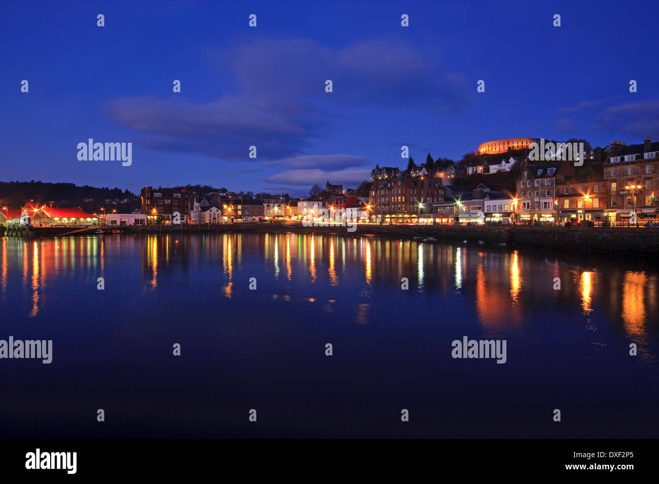 Oban bay night hi-res stock photography and images - Alamy