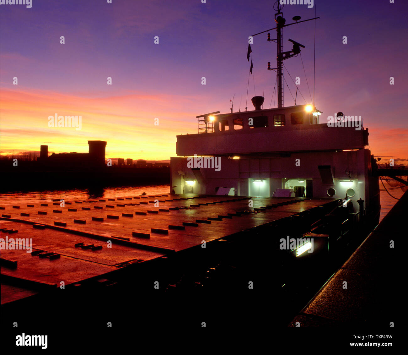 Glasgow docks hi-res stock photography and images - Alamy