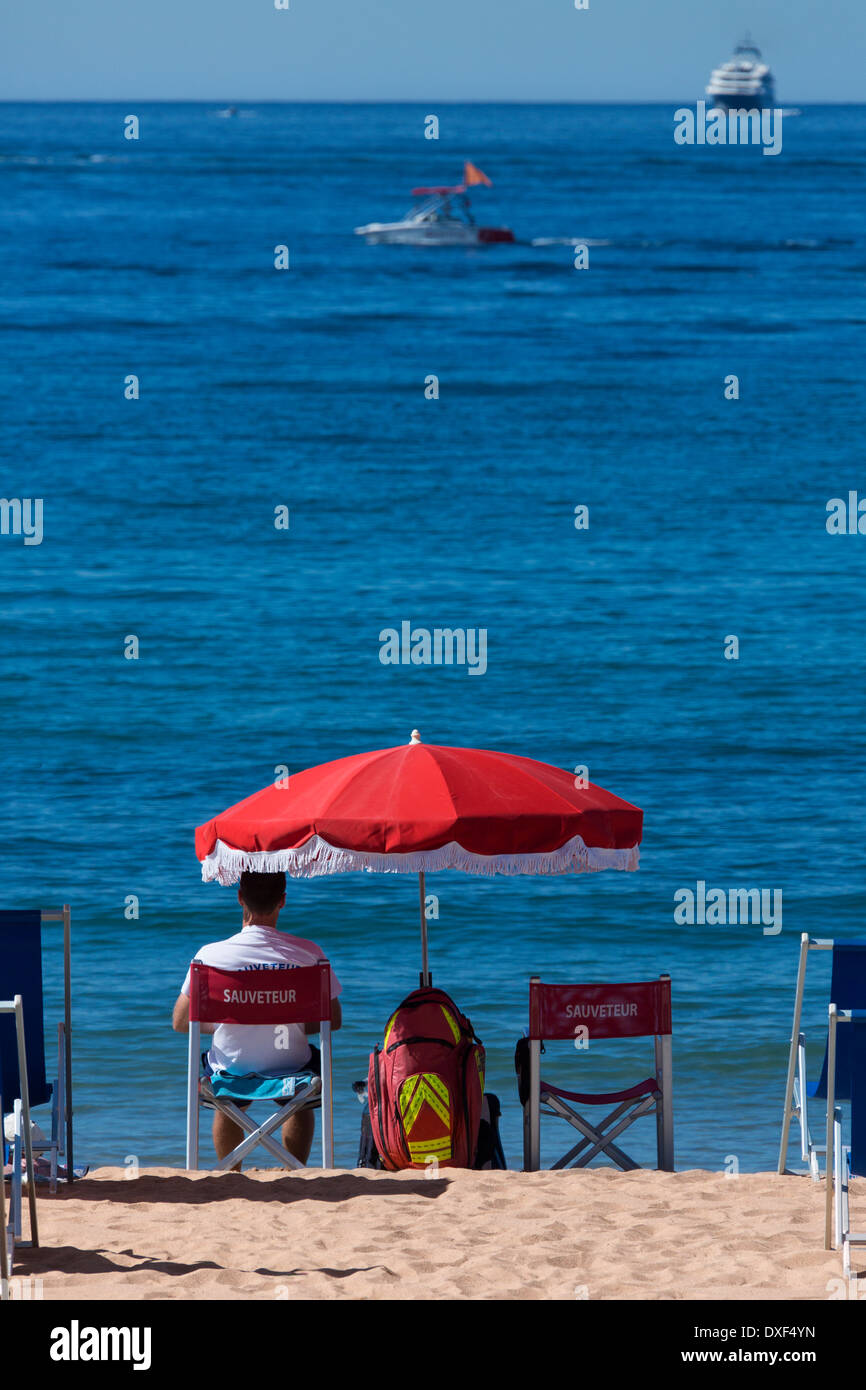 Lifeguard france hi-res stock photography and images - Alamy