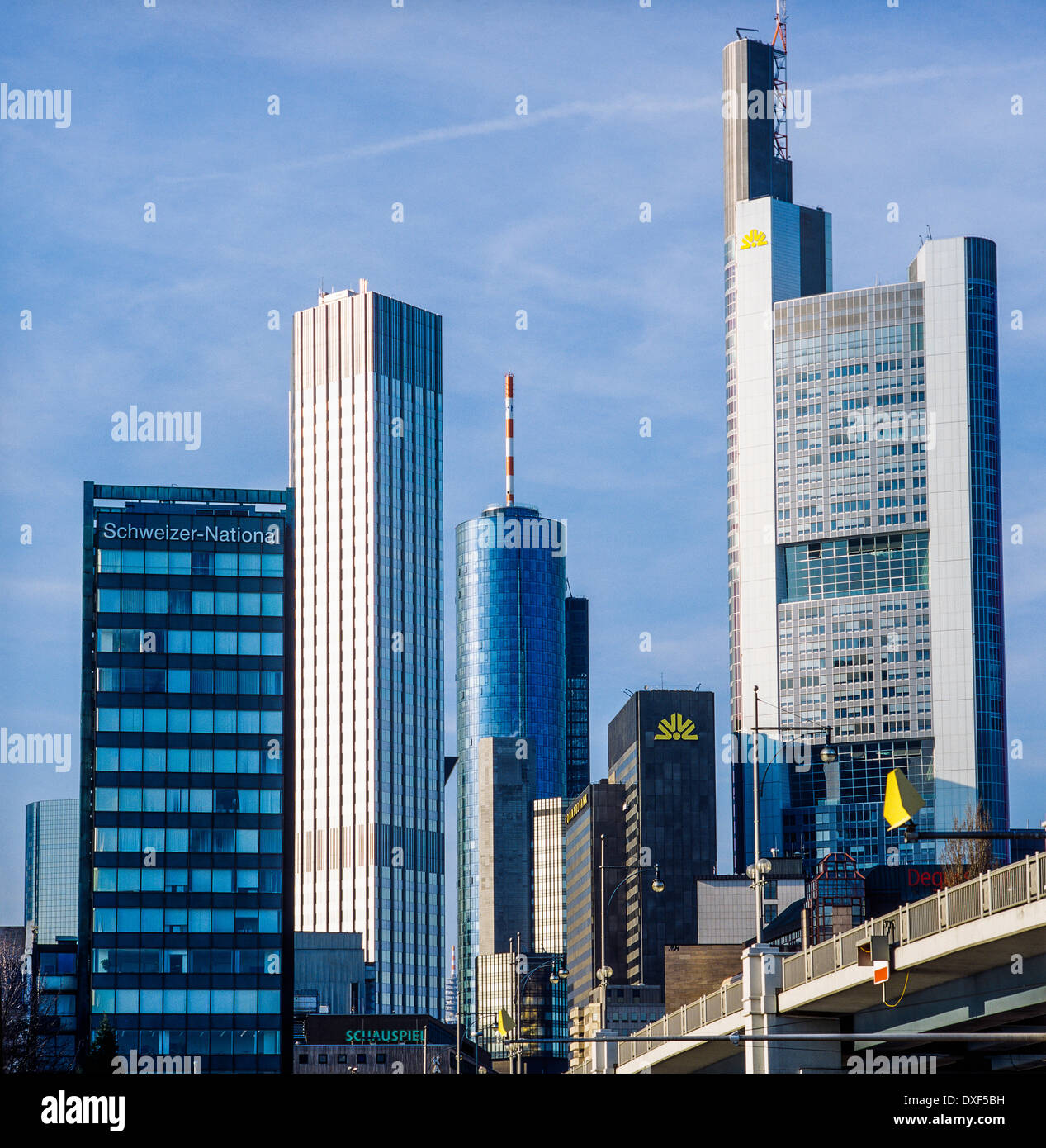 Frankfurt financial centres hi-res stock photography and images - Alamy