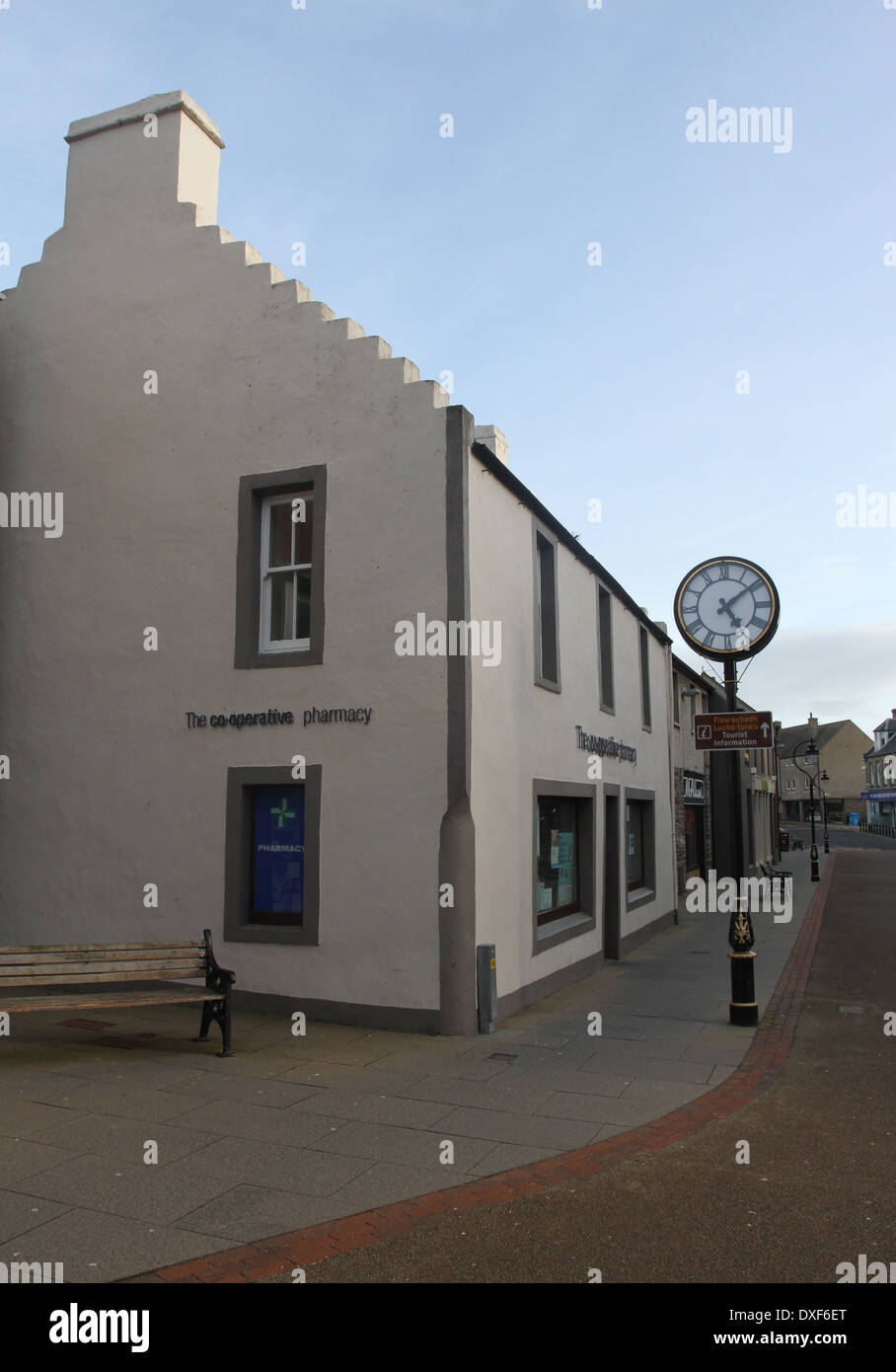 Thurso street hi-res stock photography and images - Alamy