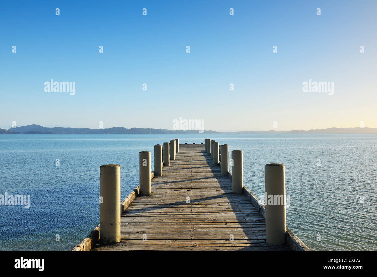 Wooden Jetty, Maraetai, Auckland Region, North Island, New Zealand ...