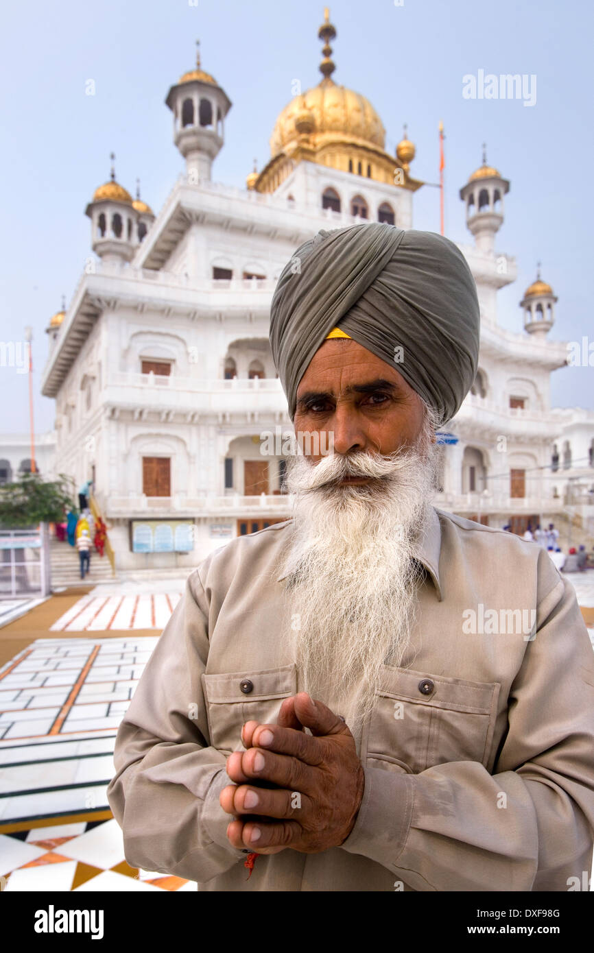Akal takht hi-res stock photography and images - Alamy