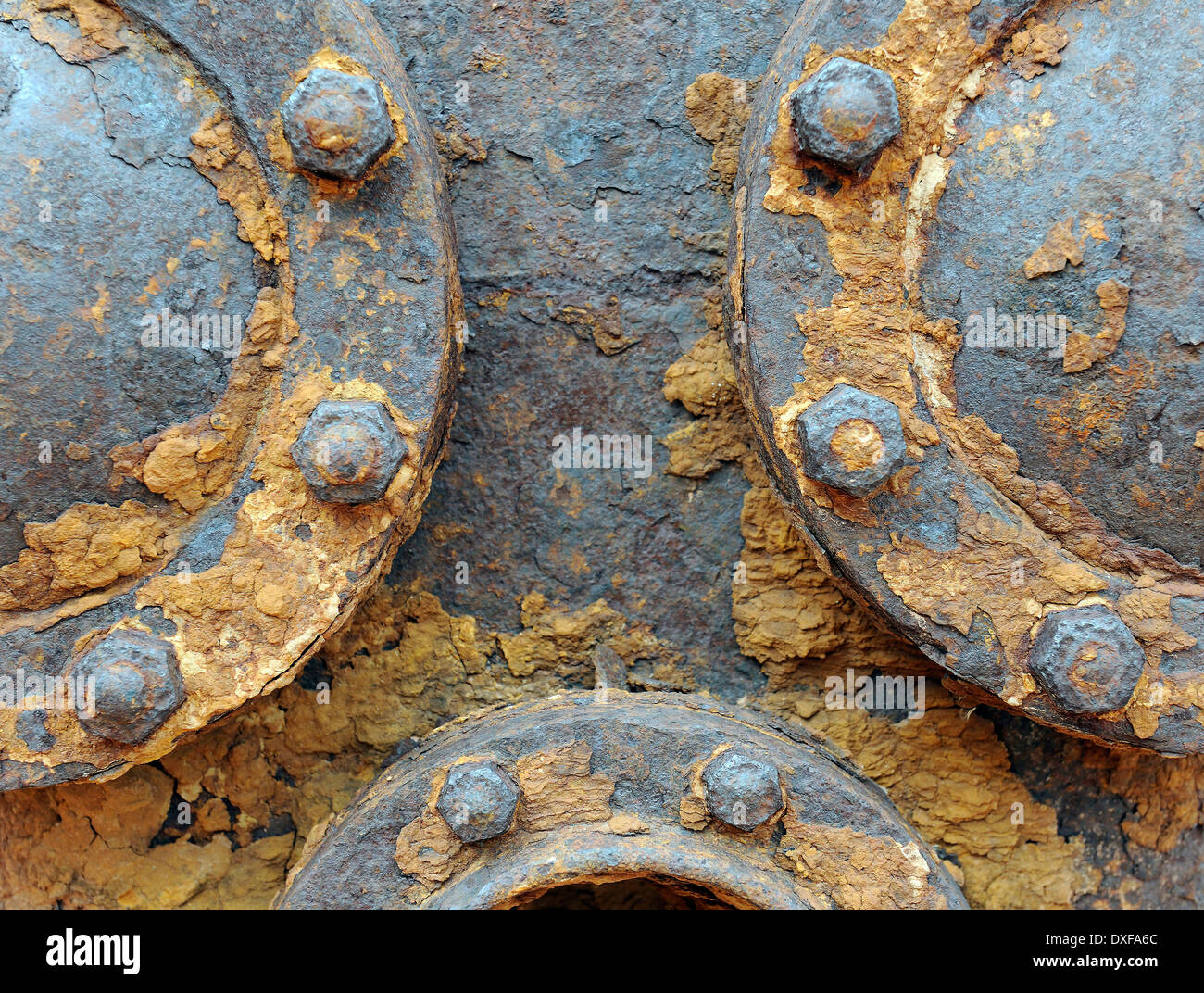 Rotten screws hi-res stock photography and images - Alamy