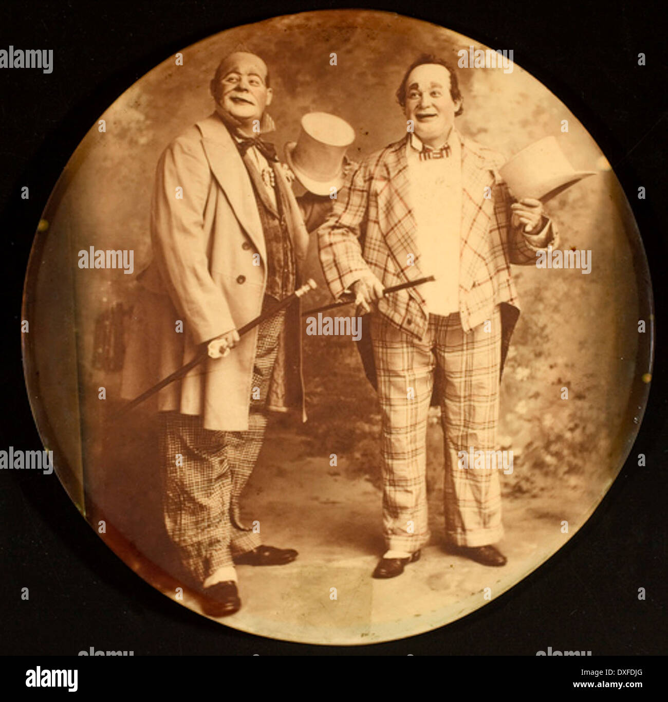 Vintage clown photograph hi-res stock photography and images - Alamy