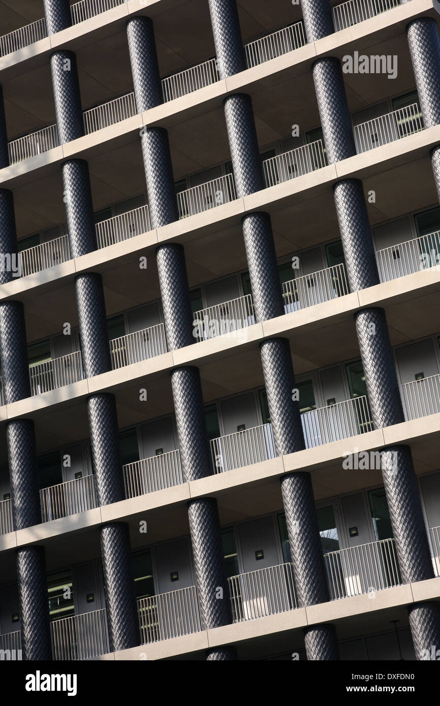 Abstract of building hi-res stock photography and images - Alamy