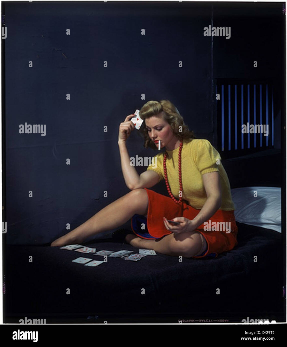 Solitaire hi-res stock photography and images - Alamy