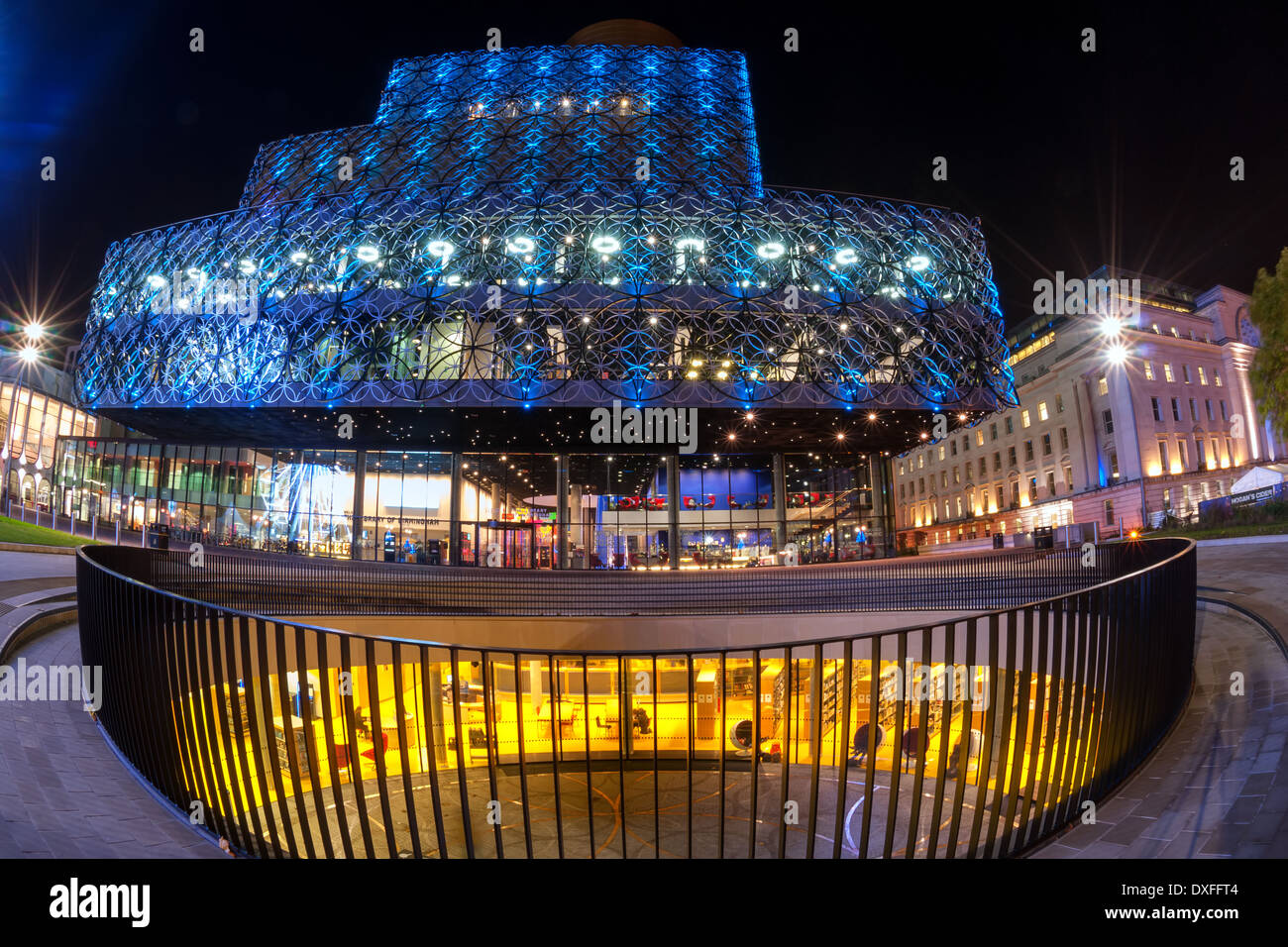 Birminghams new library hi-res stock photography and images - Alamy