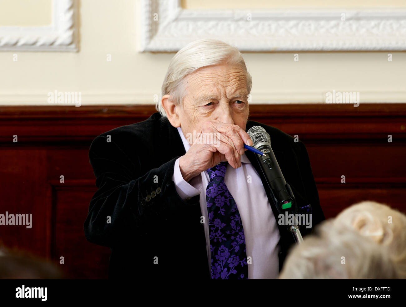 Peter Lewis, Mr Showbiz Stock Photo - Alamy