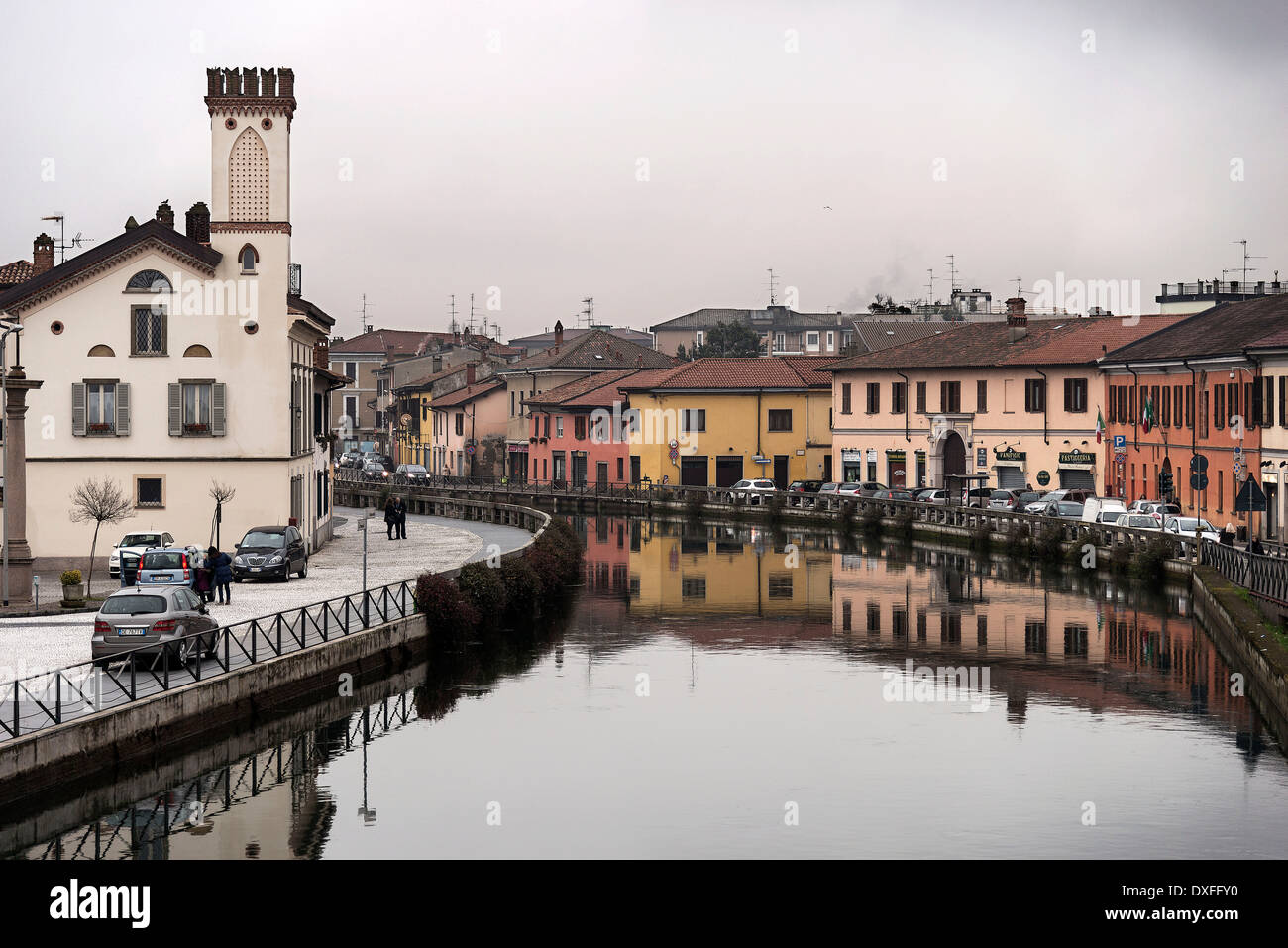 Paths leonardo hi-res stock photography and images - Alamy