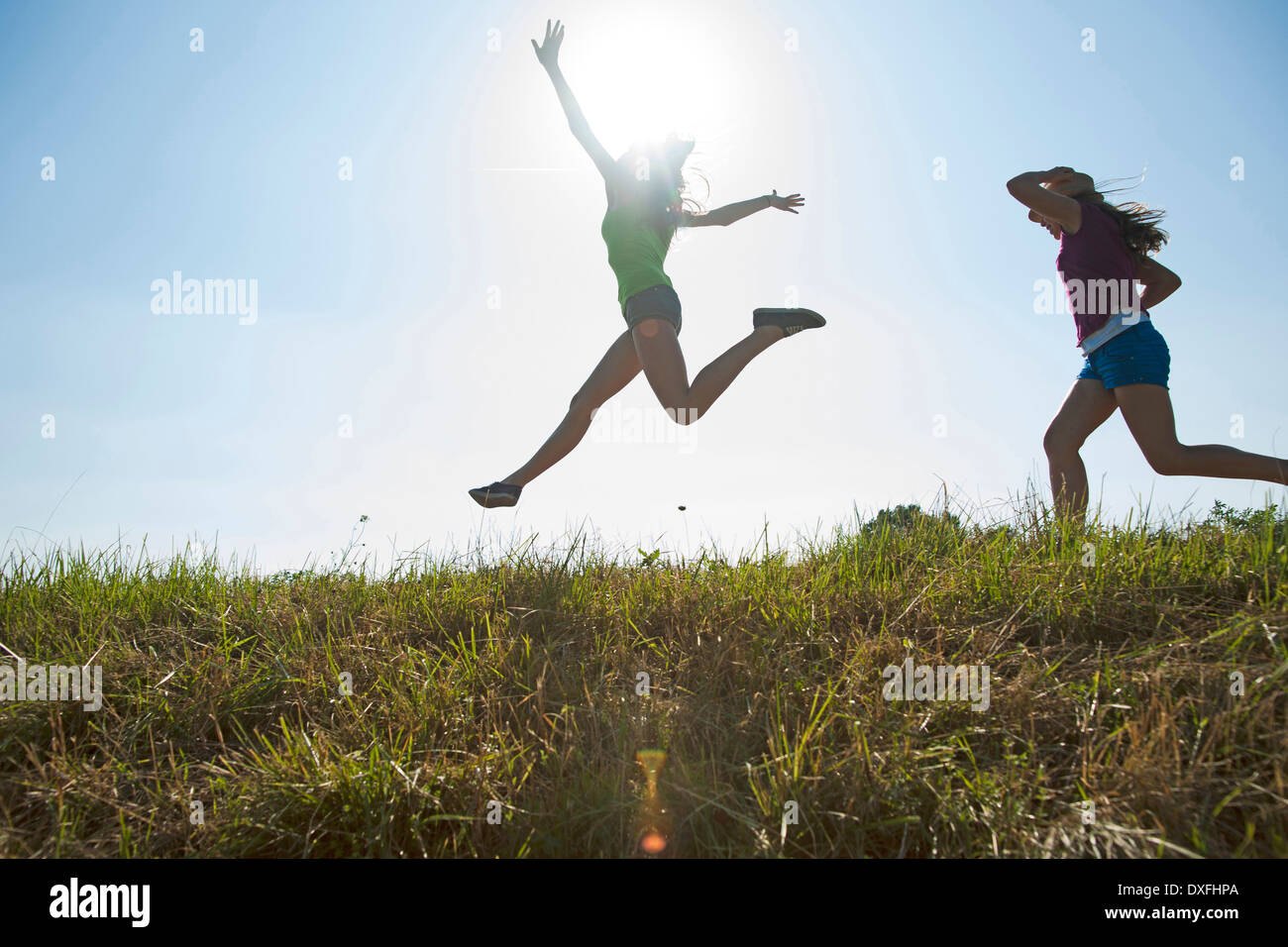 11 year old girls running hi-res stock photography and images - Alamy