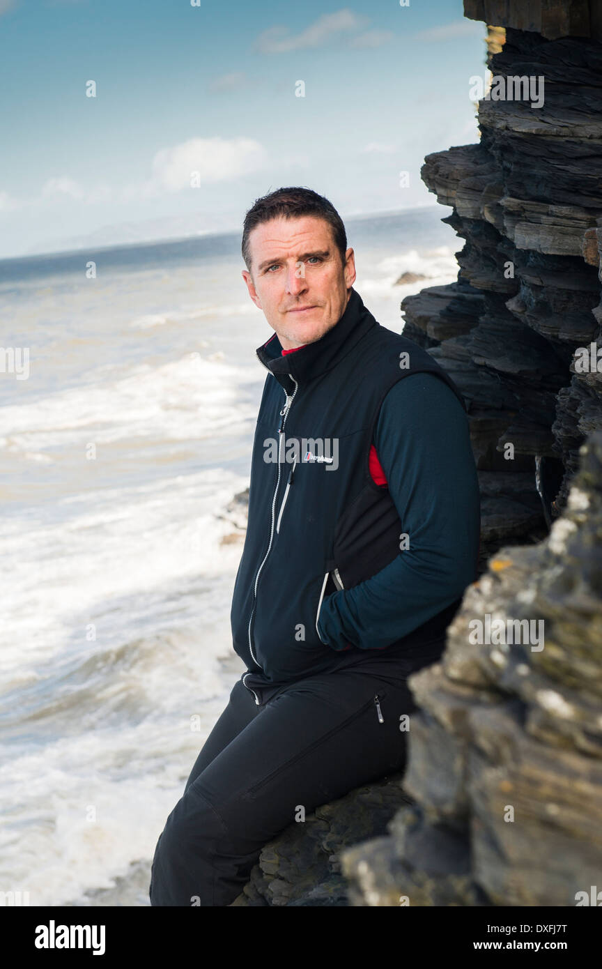 S4c welsh television tv presenter hi-res stock photography and images ...